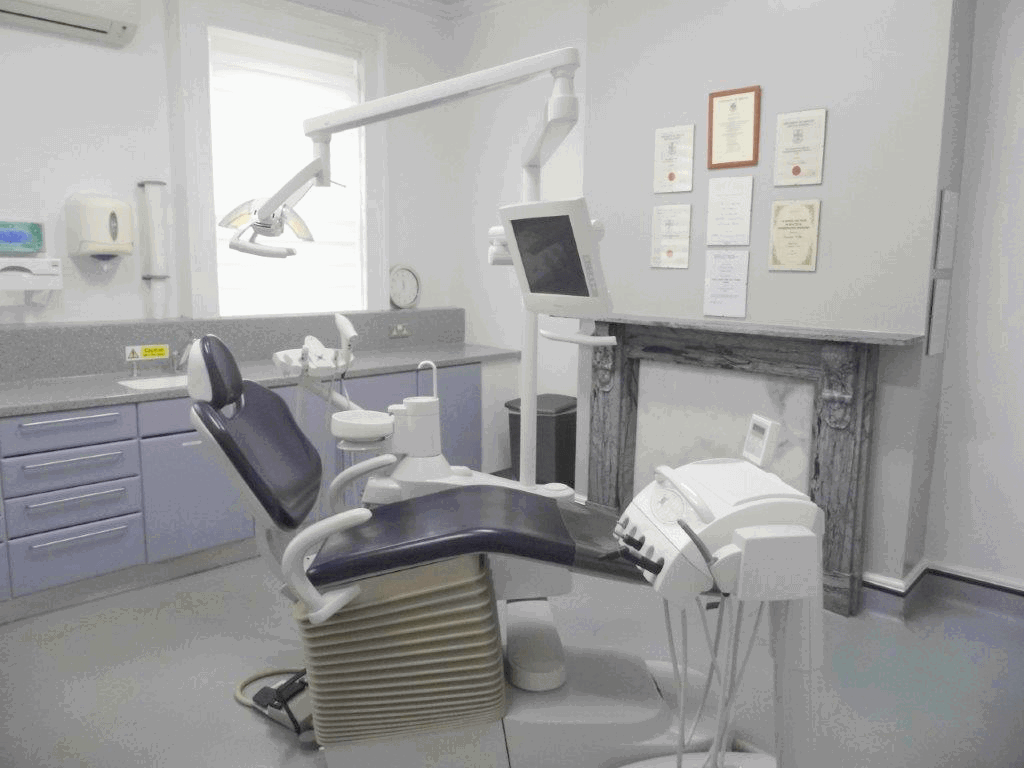 Comberton Dental Surgery | Caring to Make you Smile | Kidderminster ...